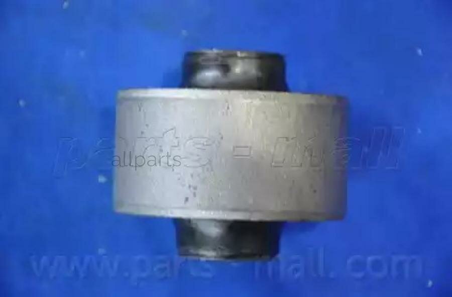 PARTS-MALL PXCBC-005B Сайлентблок пер. рычага