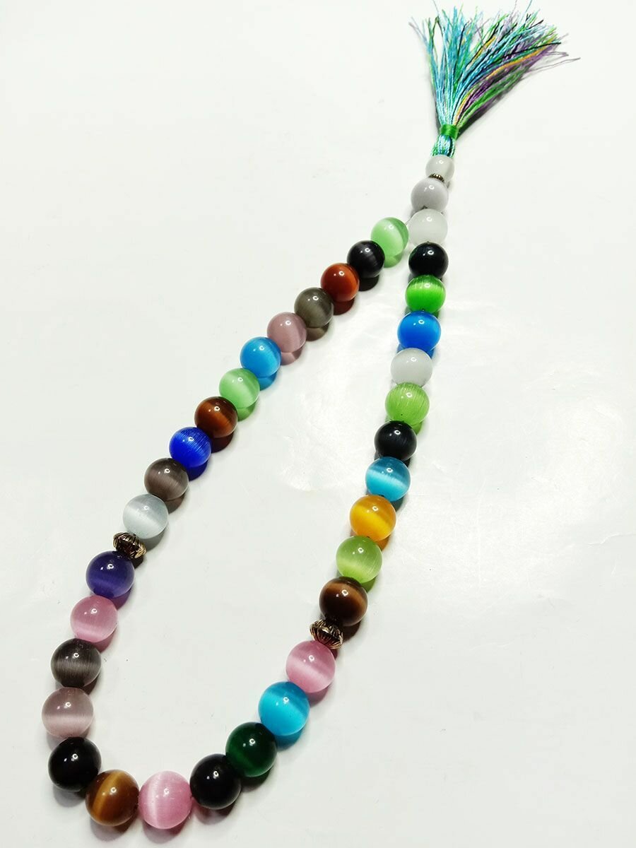 Мусульманские четки из кошачьего глаза , 33 бусины, диаметр 10 мм. в подарочной коробке.