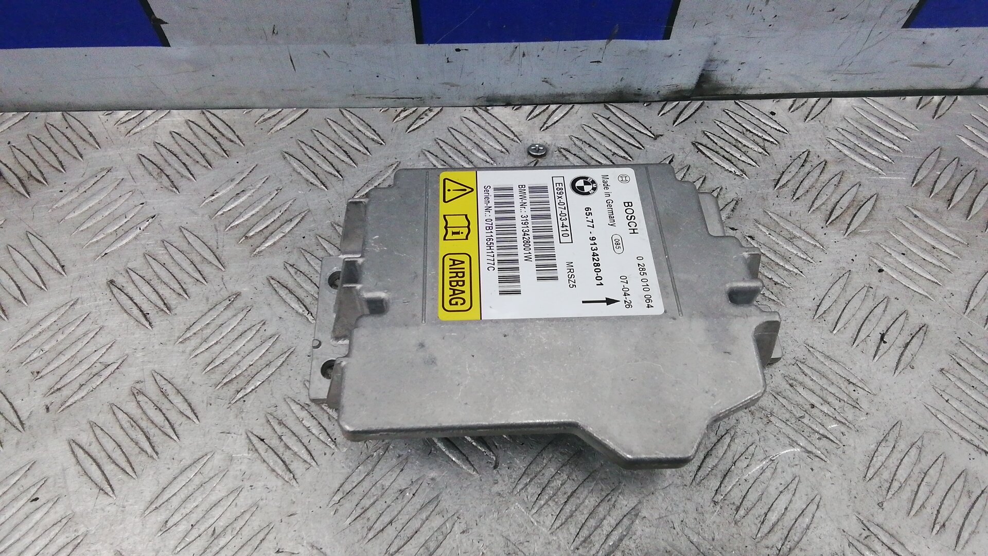 Блок управления airbag BMW 1 E81