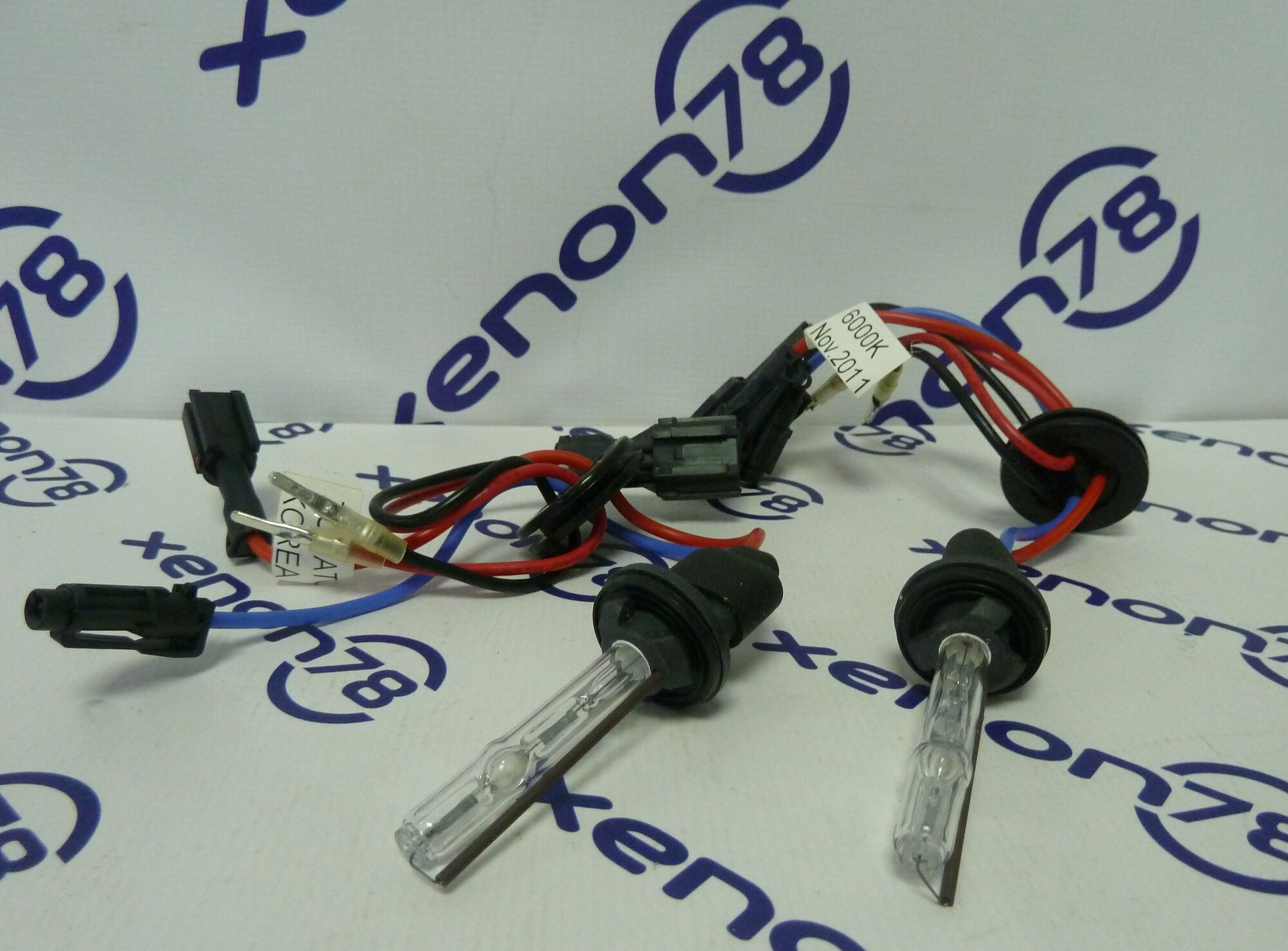 Ксеноновые лампы H27 Zumato 6000K 35W (+30% яркости, керамика, холодно - белый свет) - 2 шт.