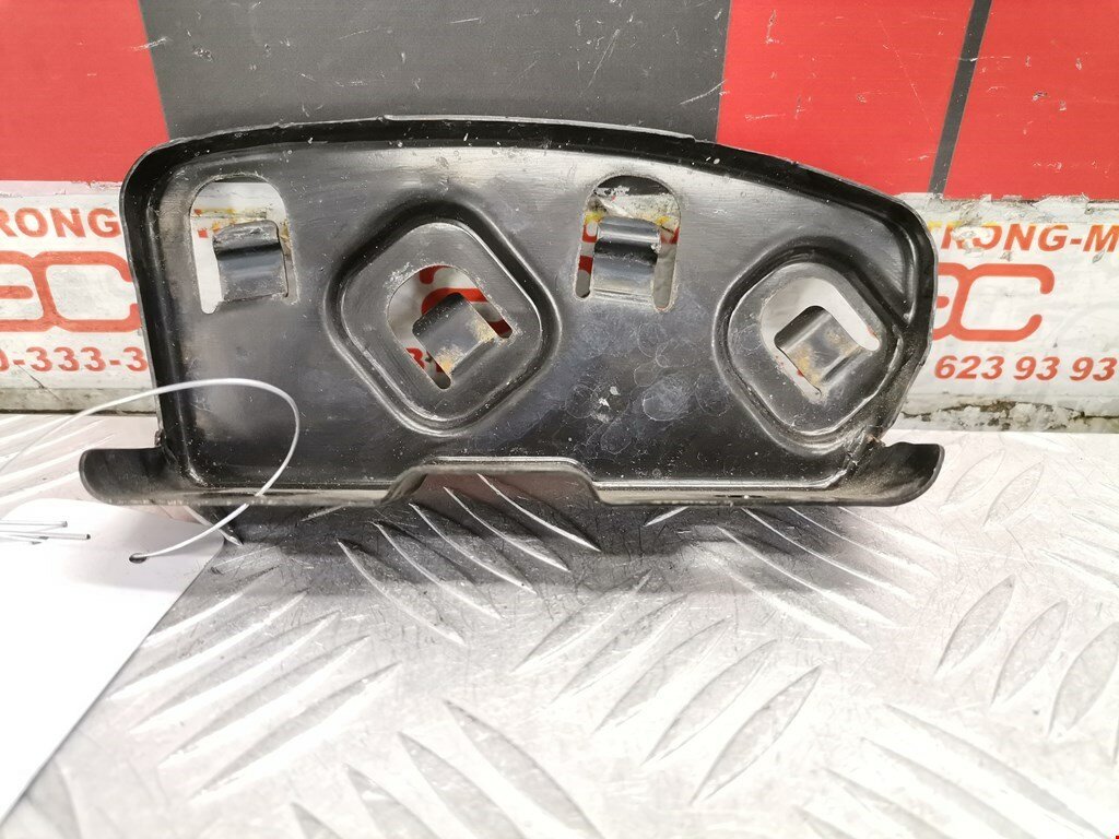 Кронштейн (крепление) фары правый Acura MDX 2 (YD2) 33503STXA01 арт. 872591