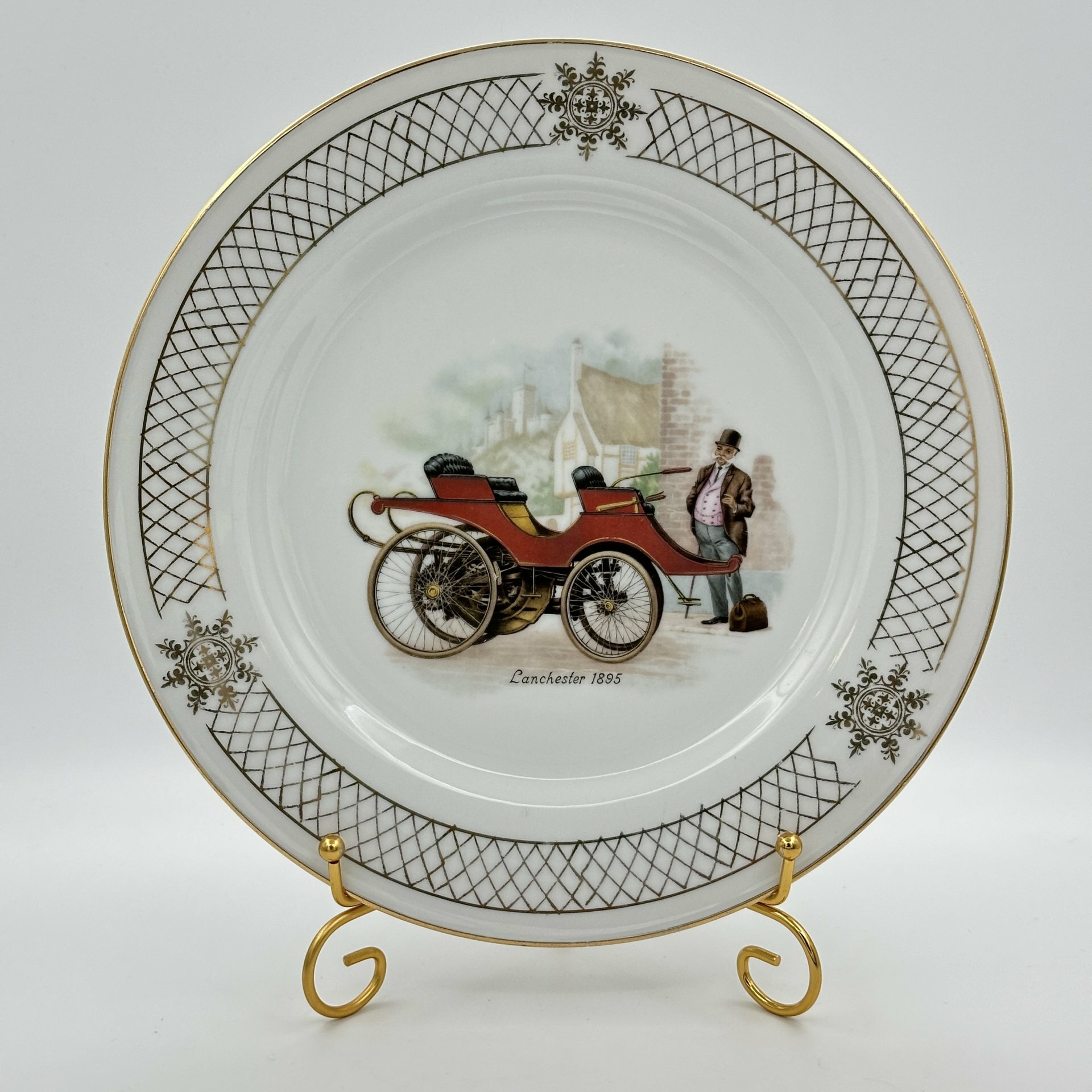 Крупная тарелка "Lanchester 1895", украшенная ажурным бортом, фарфор, деколь, золочение