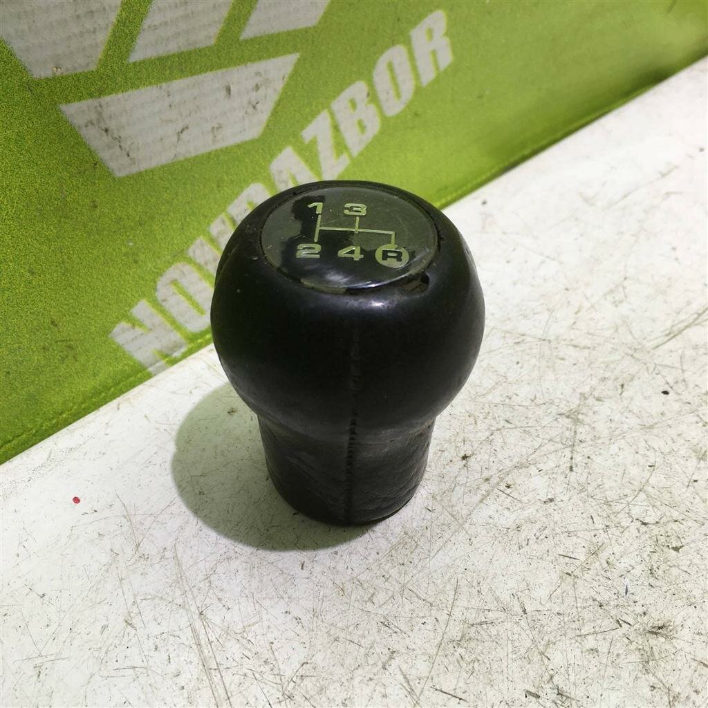 Рукоятка рычага КПП VW Passat B3 1988-1993