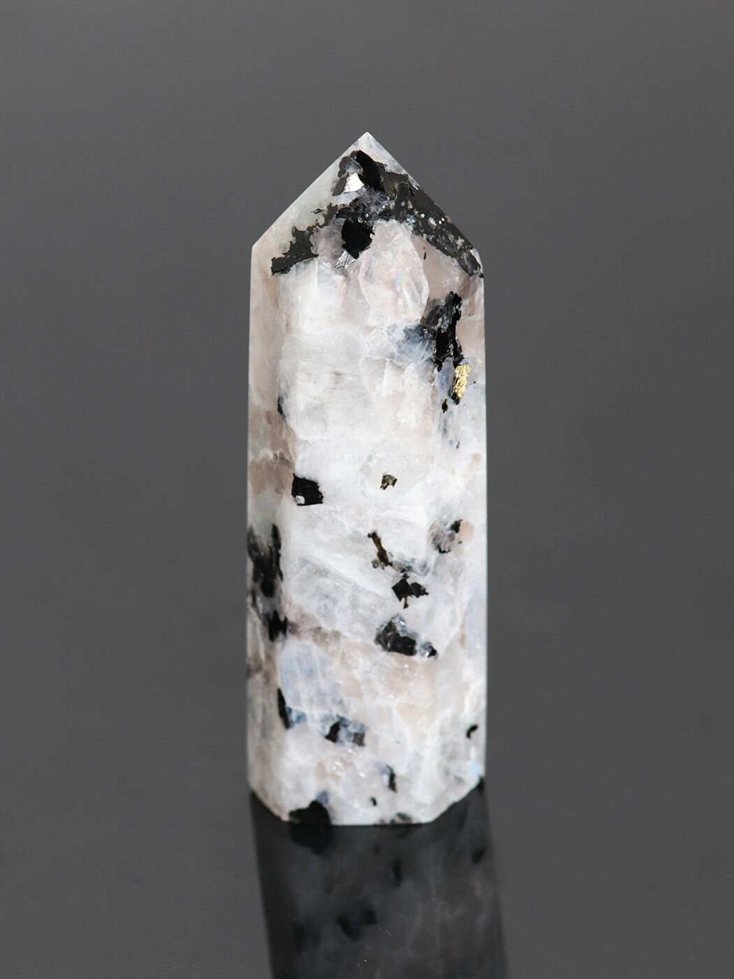 Натуральный камень (минерал) Радужный Лунный Камень, кристалл (7-8 см)