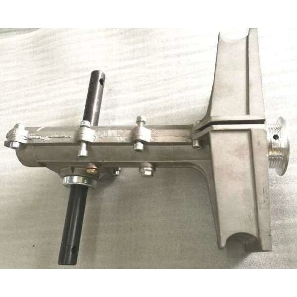 Редуктор BC4401 комплект со шкивом, нового образца, CHAMPION, C03001