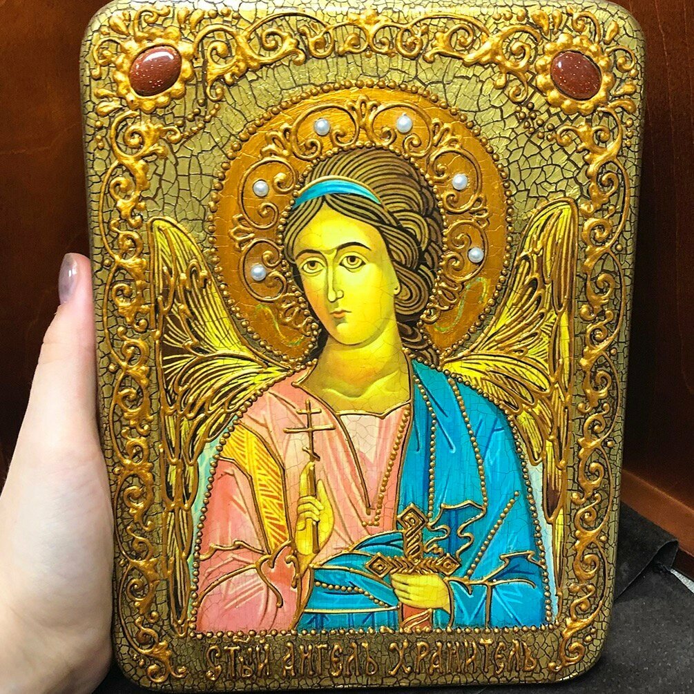 Икона Ангел Хранитель в подарочной шкатулке, массив мореного дуба 15х20 см