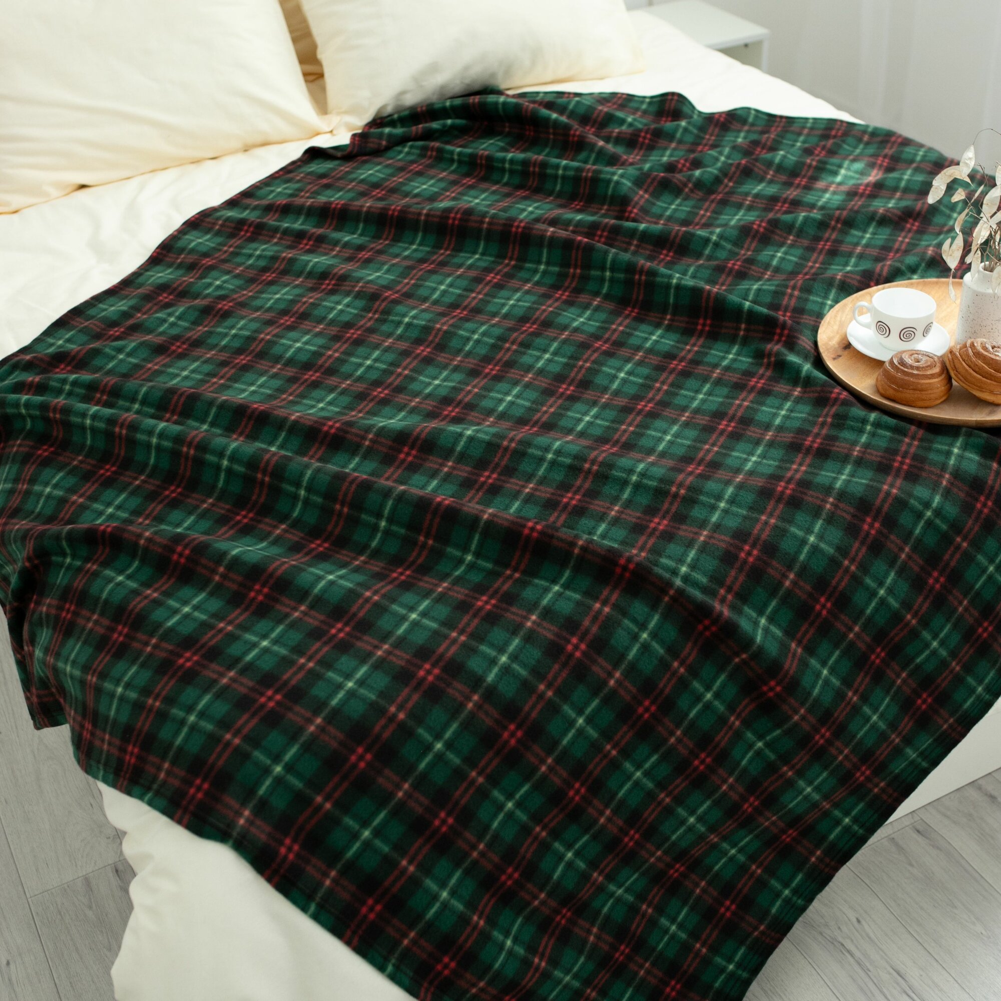 Плед 130х150 см флисовый теплый Wellness