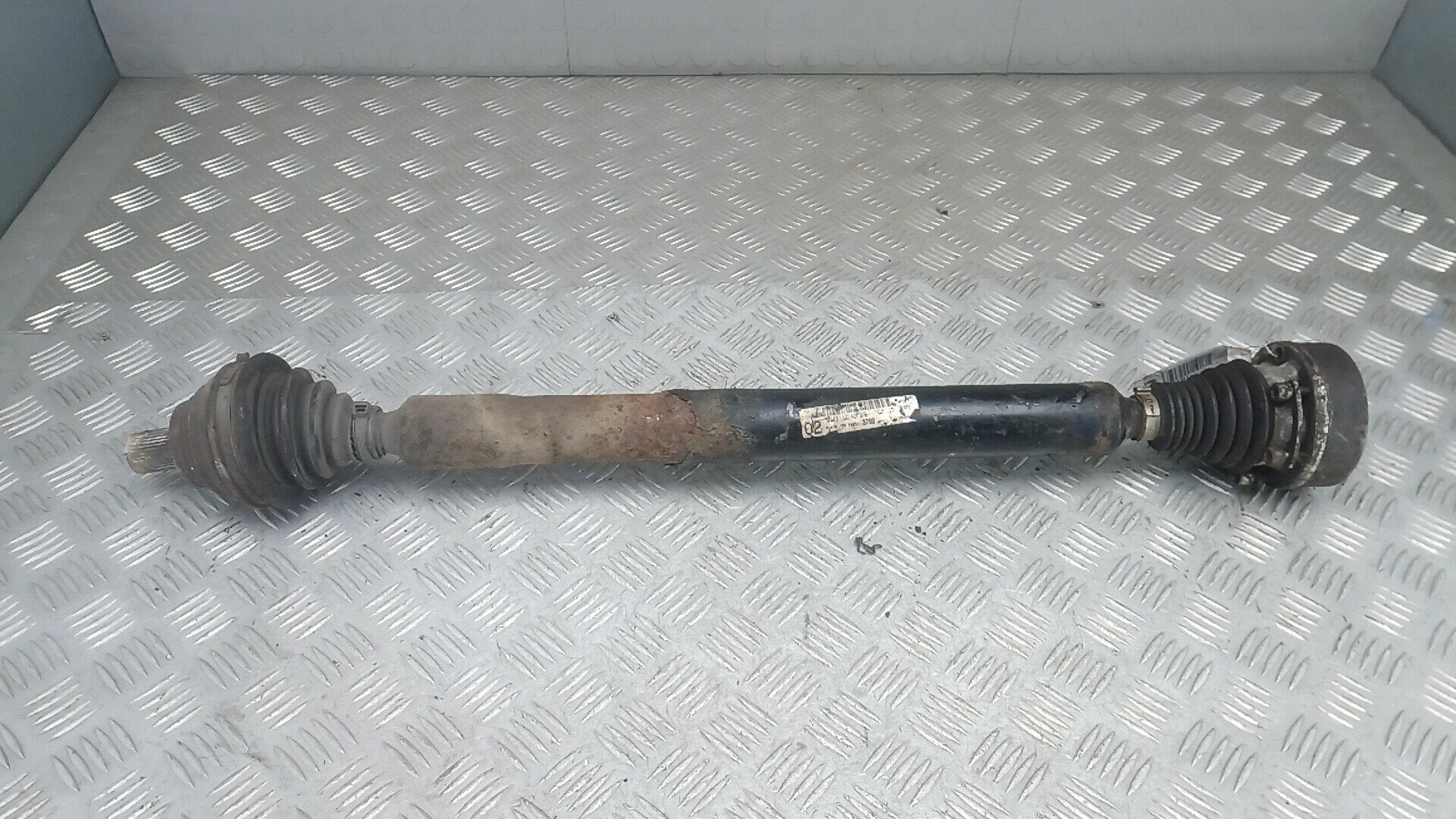 Привод передний правый VOLKSWAGEN PASSAT B6