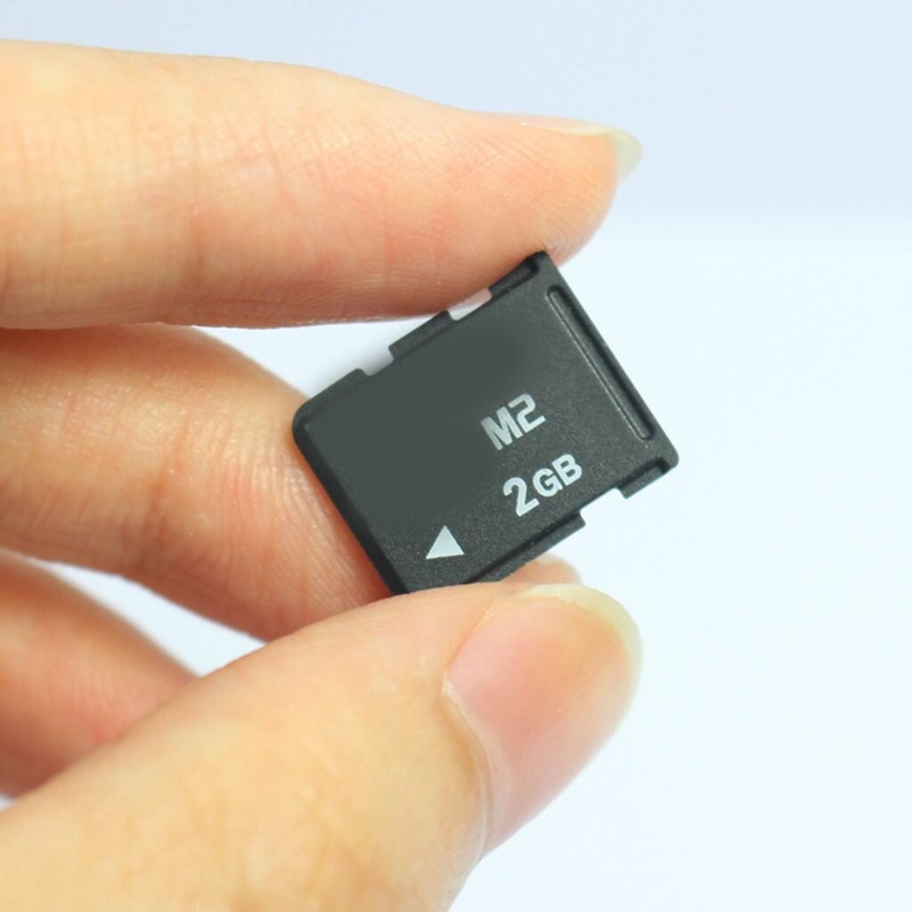 M2 Карта для PSP GO — фото 1