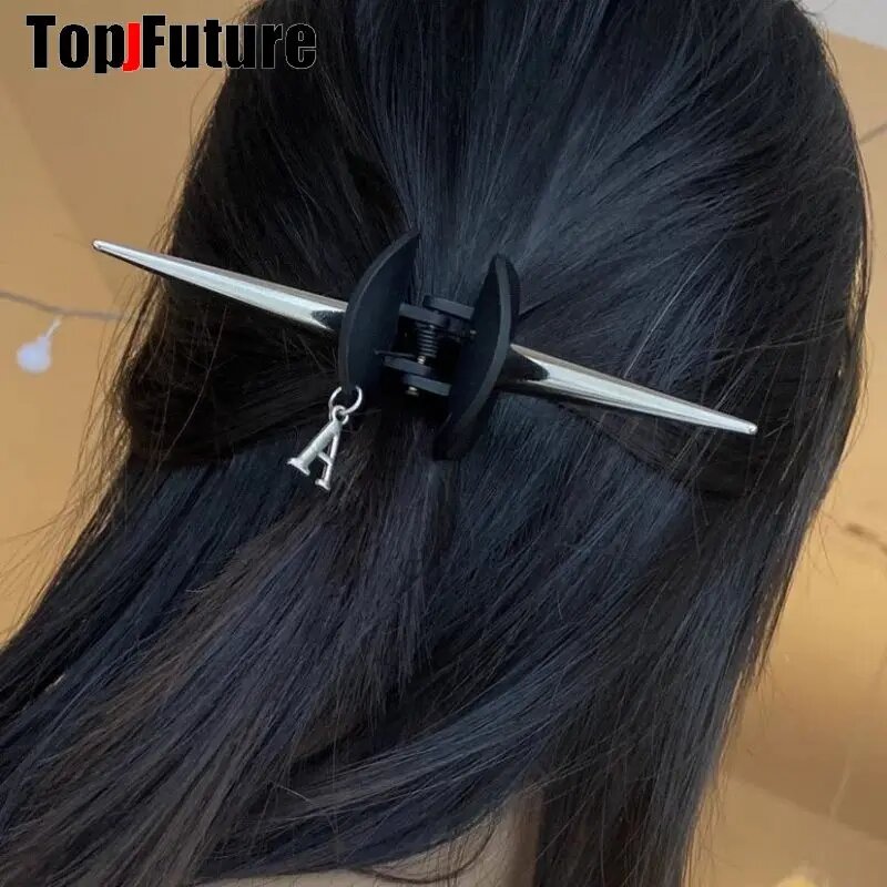 Кожаная заколка для волос с шипами SMALL