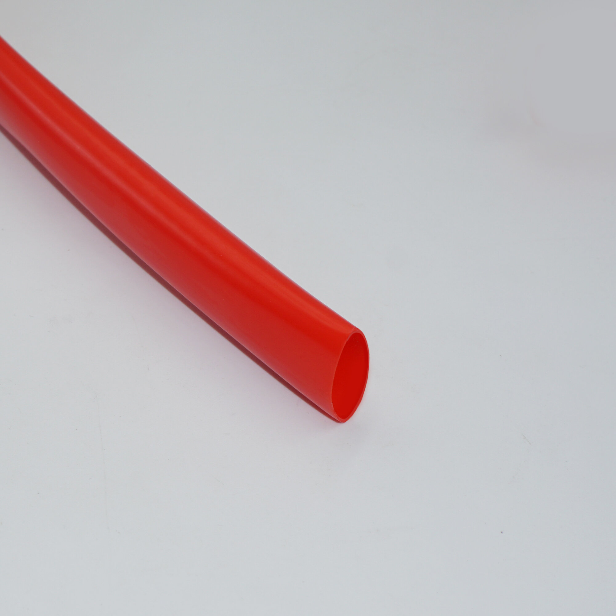 Трубка термоусаживаемая ТТЭ-С 14/7 красная (1 м)
