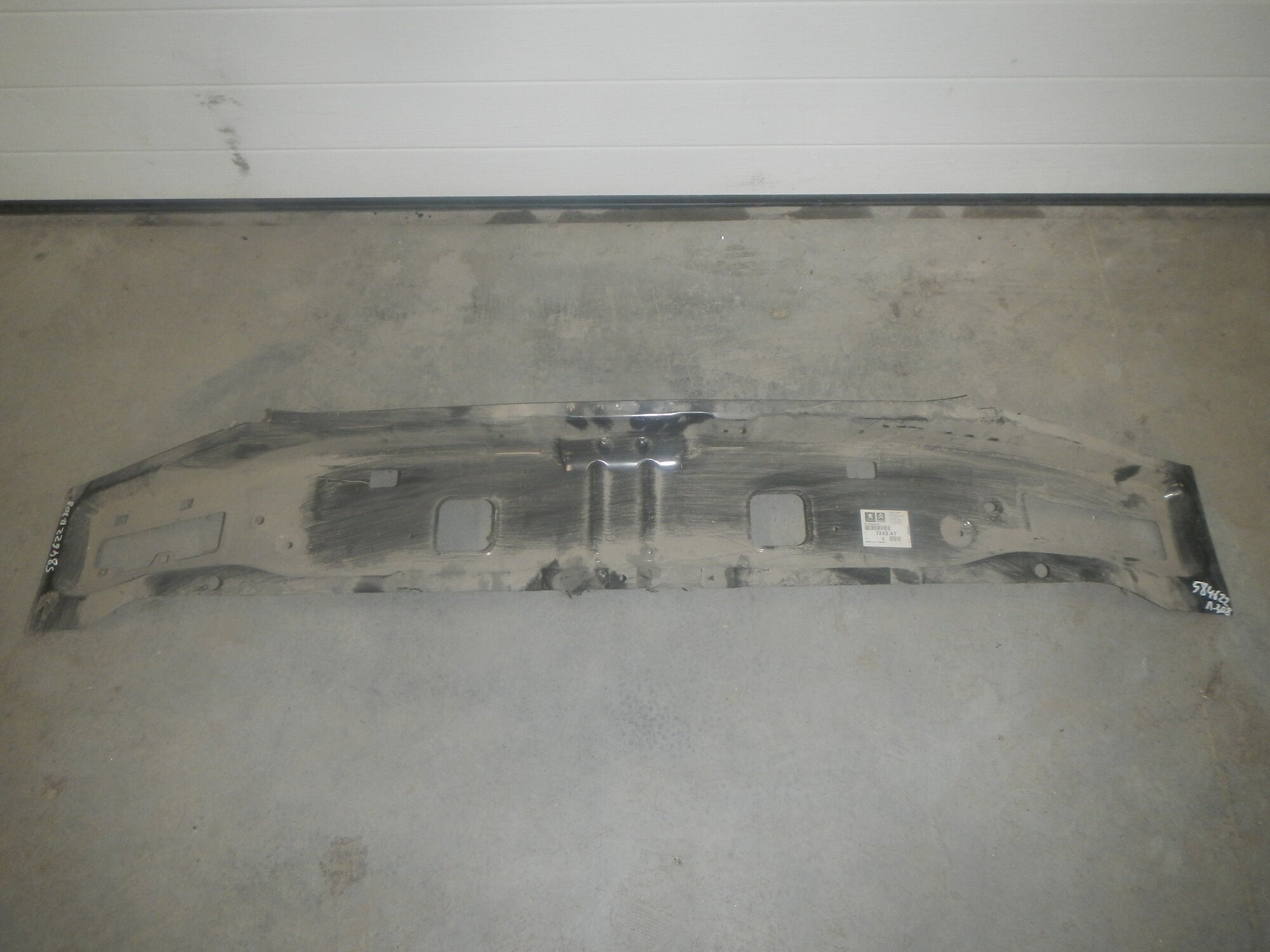 Б/У Панель задняя, Peugeot (Пежо)-308 (07-) PEUGEOT 308 (07-) Новая. 584622 Peugeot-Citroen арт. 7243AT