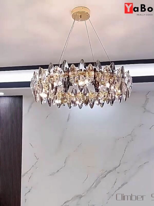 Роскошная хрустальная люстра для создания элегантного интерьера