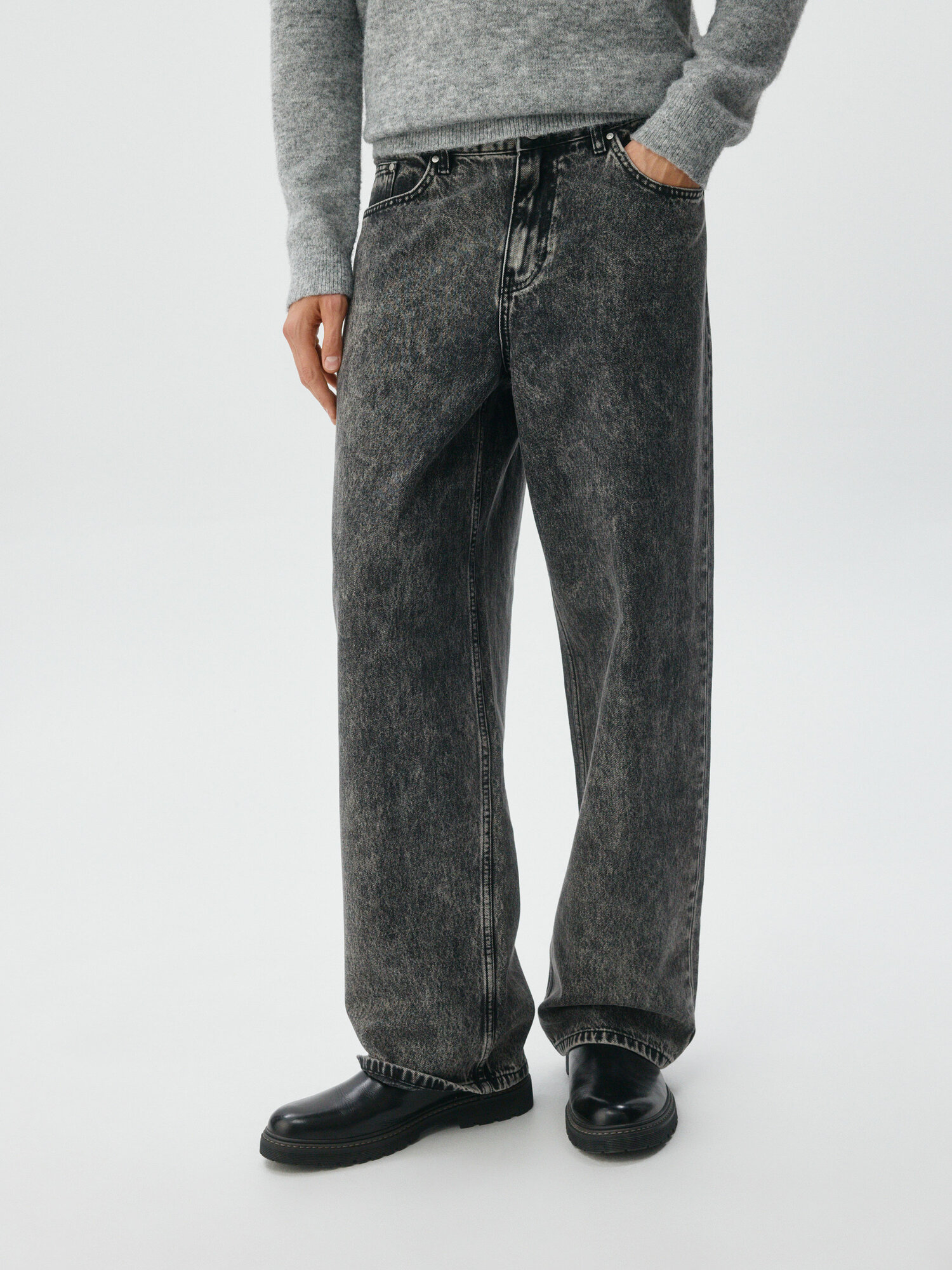 Джинсы широкие 