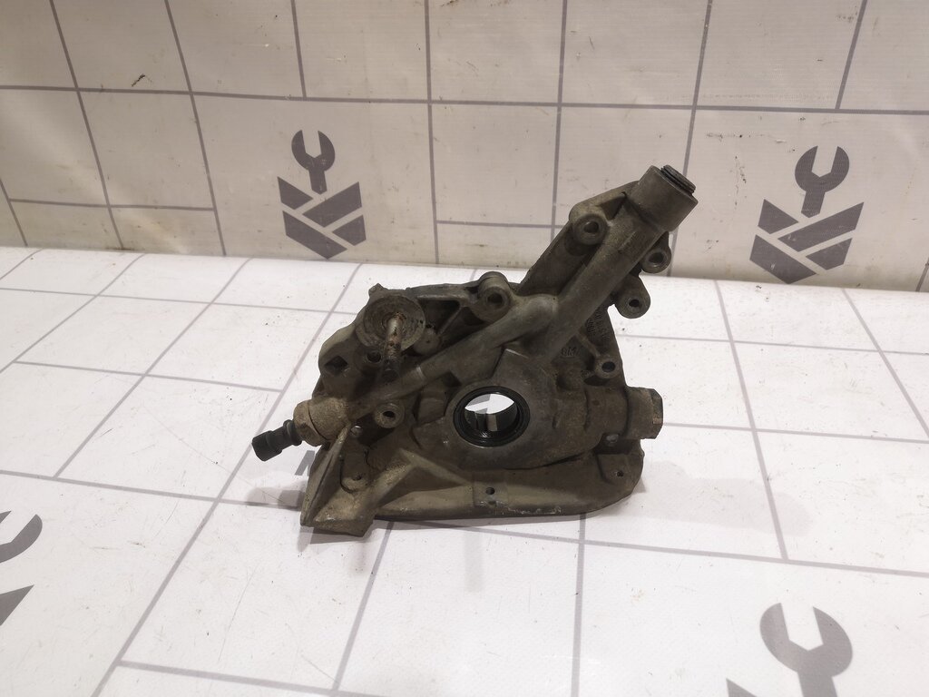 Насос масляный Opel Vectra B 1999-2002