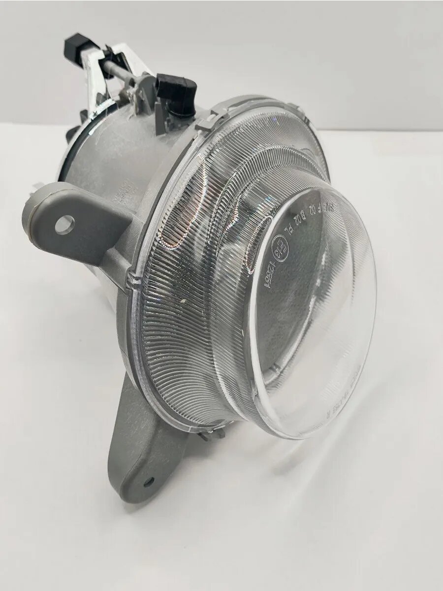 Противотуманная фара Volvo