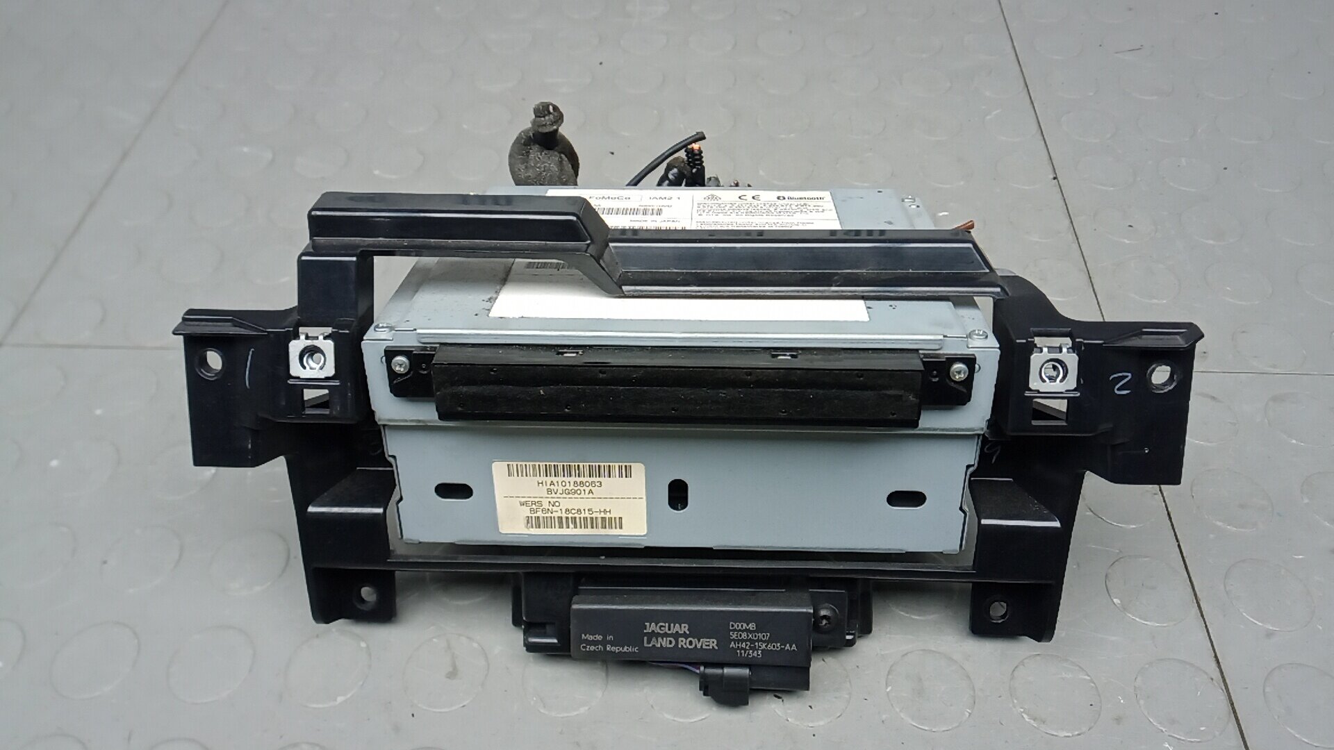 Магнитола LAND ROVER DISCOVERY 4, Номер BF6N-18C815-HH