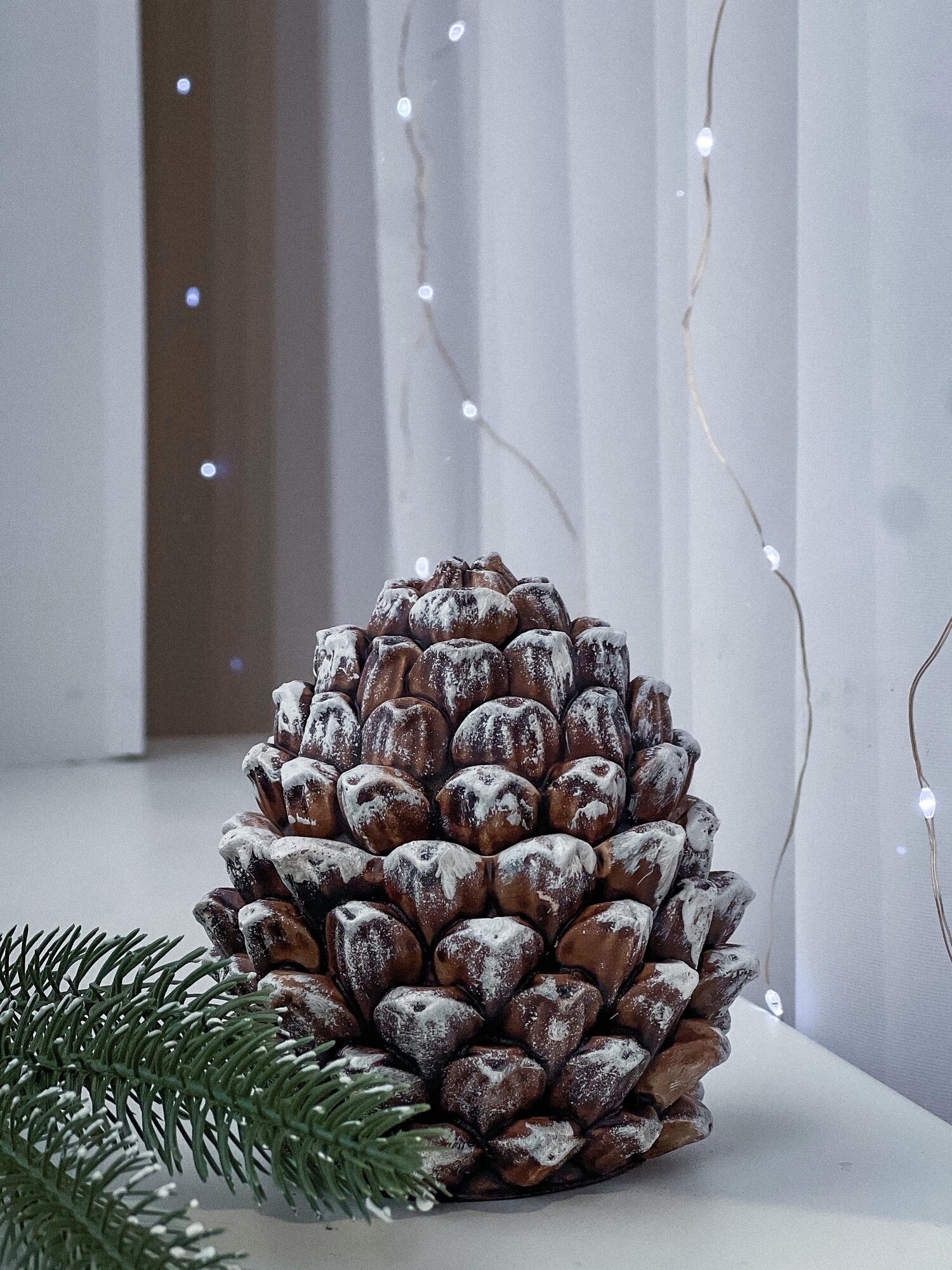 Шкатулка "Шишка", декоративный новогодний декор, ширина 11,5 см, высота 14,5 см