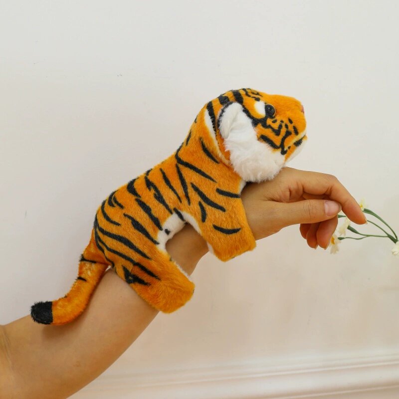 Игрушечный браслет-обнимашка в виде тигра, подарок на День защиты детей для мальчиков и девочек, браслет с динозавром и