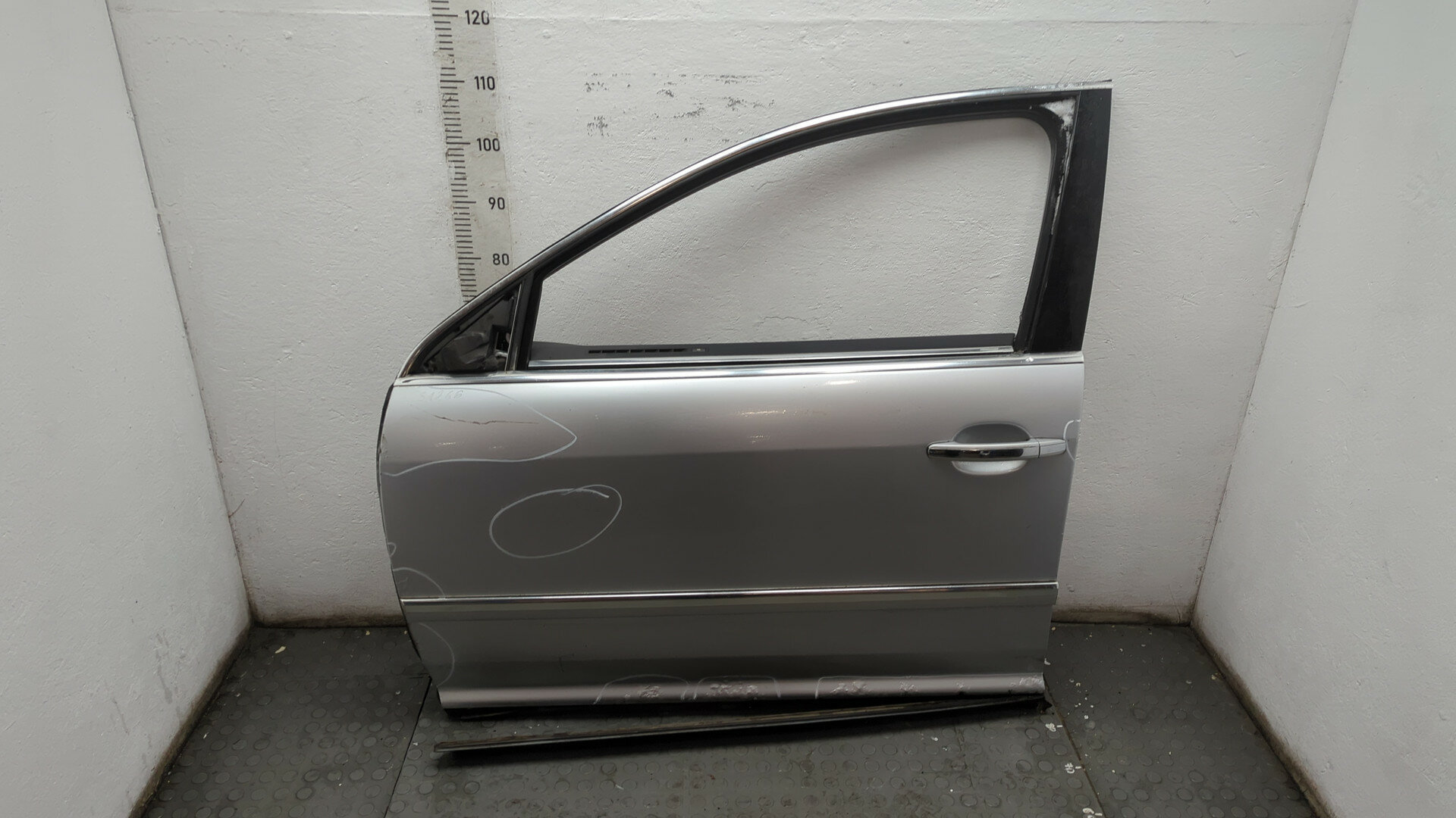 Дверь боковая (легковая) левая передняя Volkswagen Phaeton Б/У