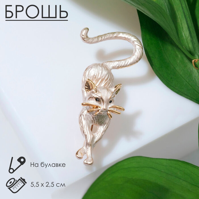 Брошь, стразы, эмаль