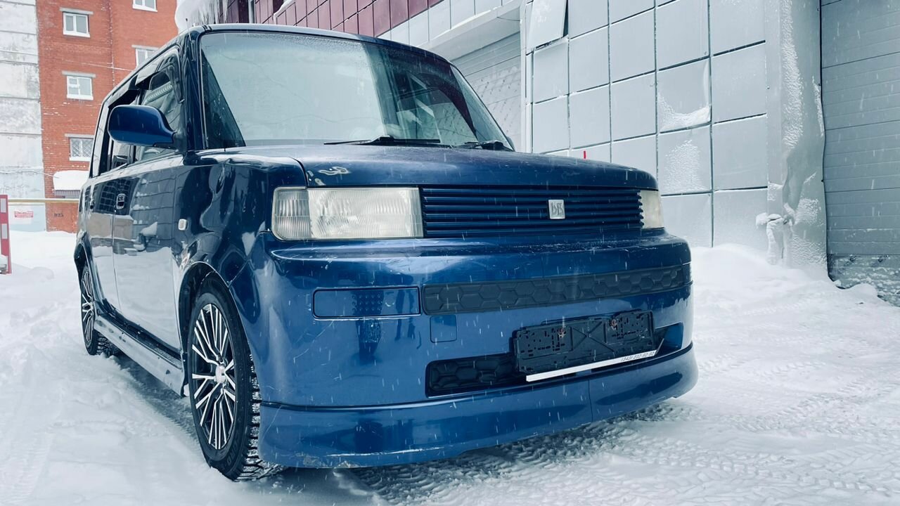Утеплитель радиатора и бампера для Toyota BB Тойота ББ (2003 -2005) I Рестайлинг