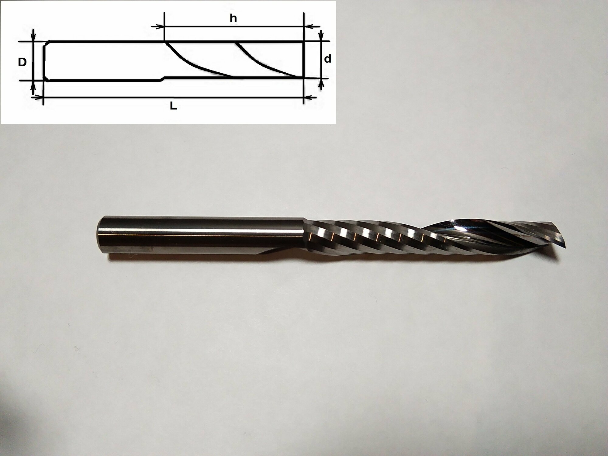 Фреза спиральная однозаходная по акрилу YKL 638, d-6.0/ h-38/ D-6/ L-70. A series для ЧПУ станка