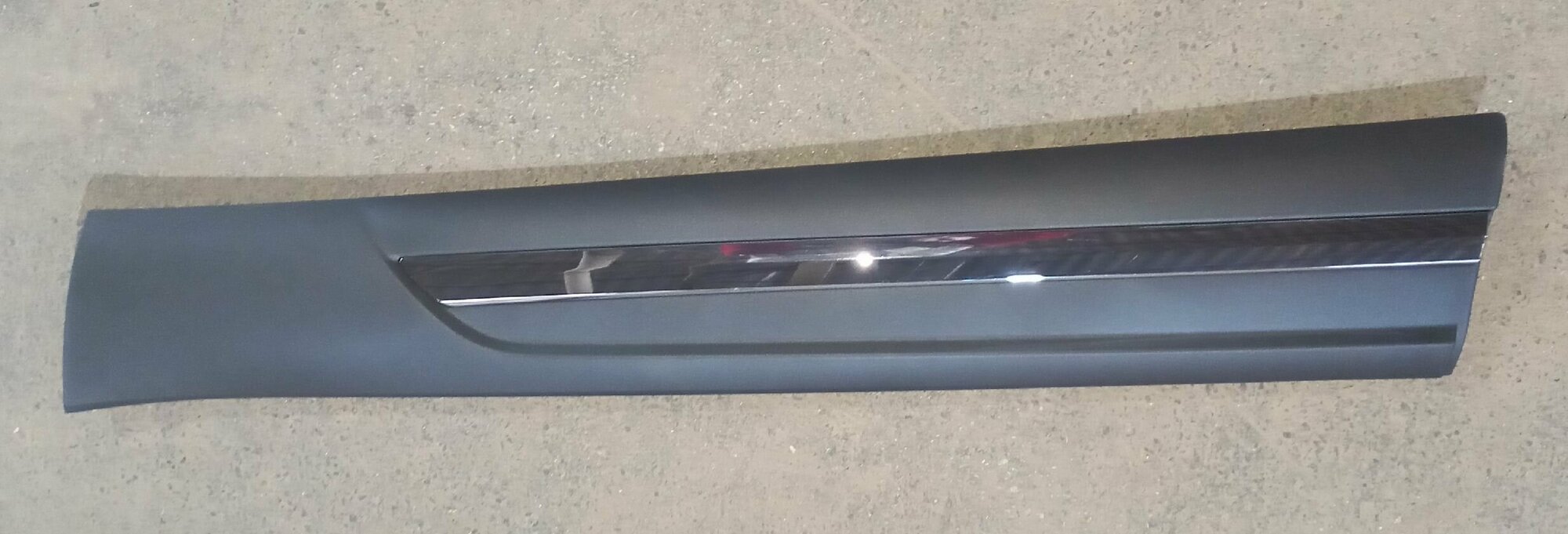 Молдинг двери передней правой Chery Tiggo 7 [2.0 16V CVT внедорожник] T155507621AA