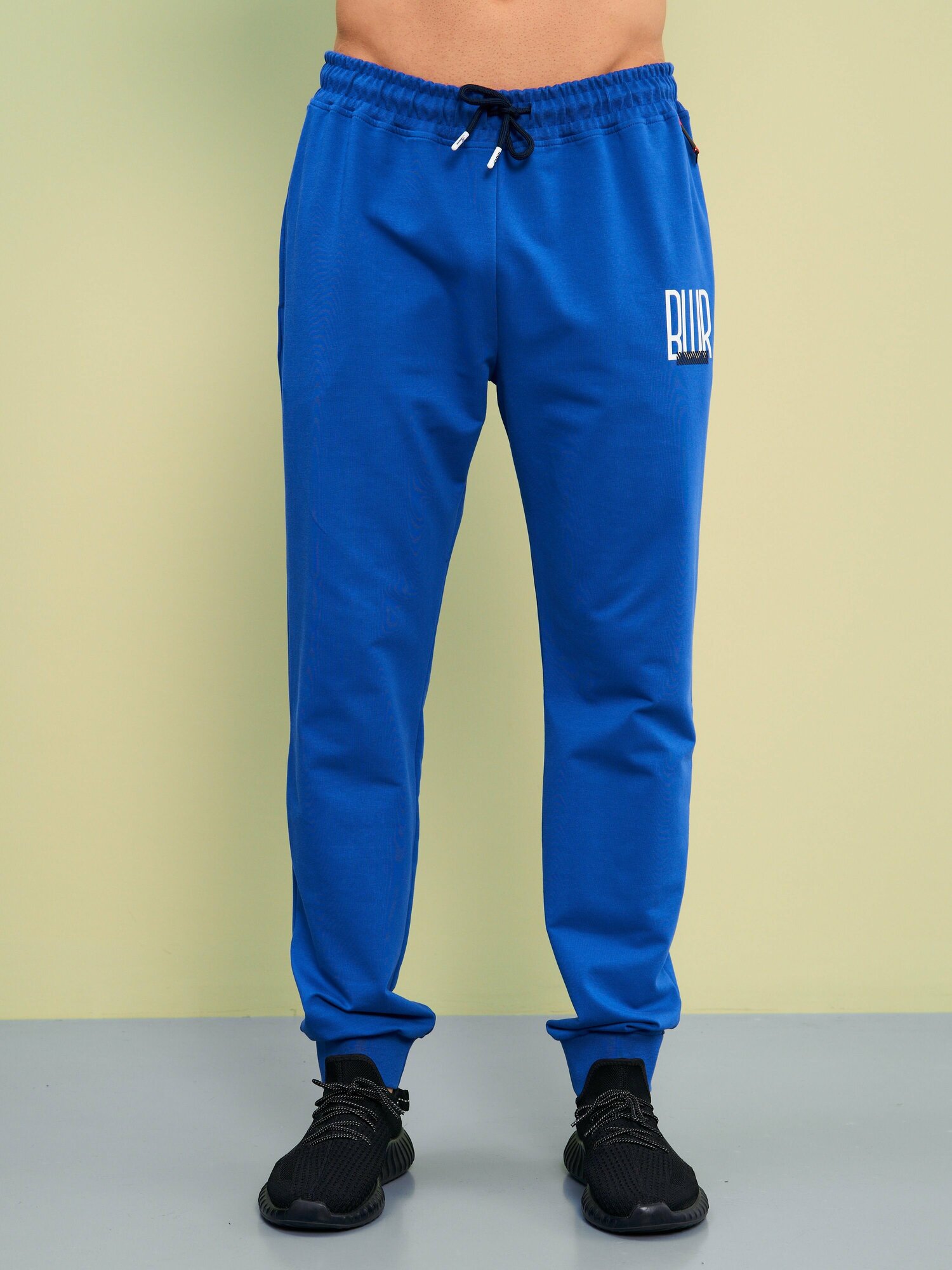 Брюки спортивные