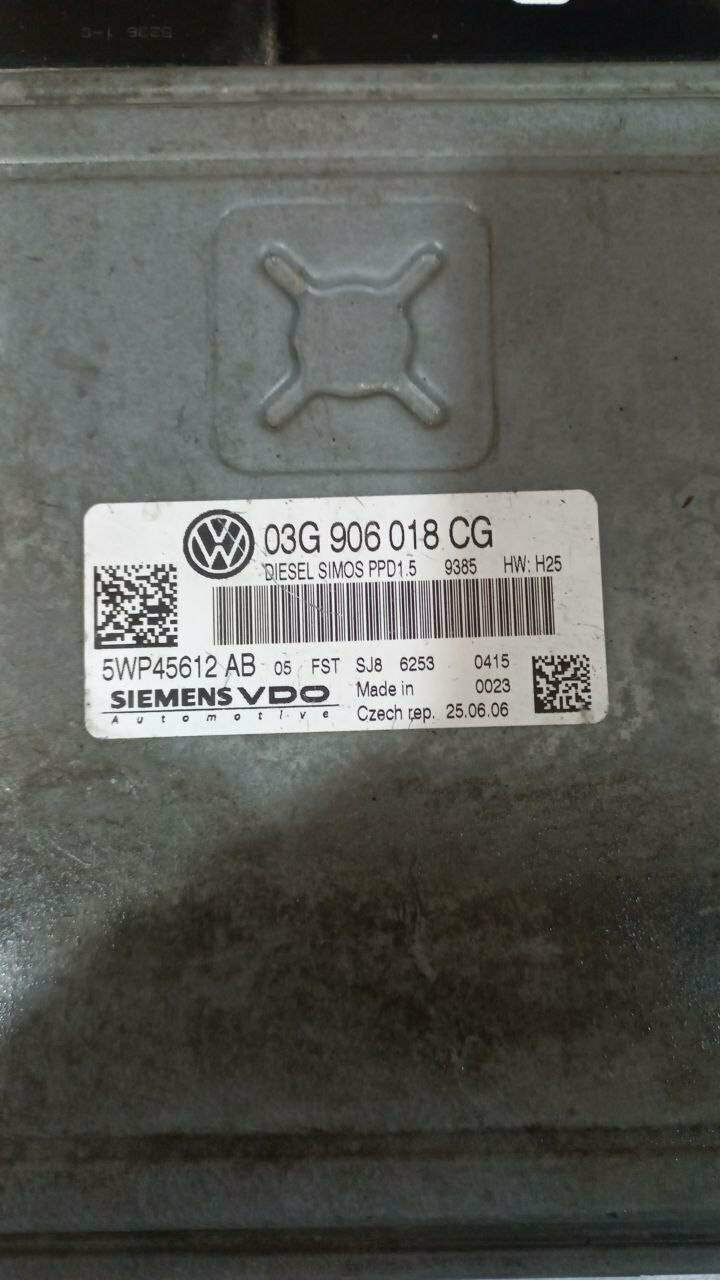 Блок управления двигателем Volkswagen Passat B6 (2005 - 2010) 03G906018CG