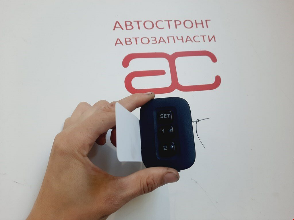 Блок кнопок Nissan Armada (TA60) 25401ZW00A арт. 969030