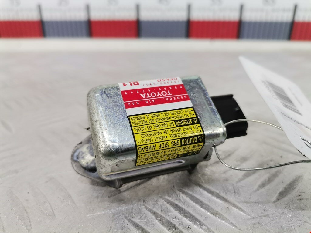 Датчик удара Toyota Prius 2 (XW20) 8986047040 арт. 1686913