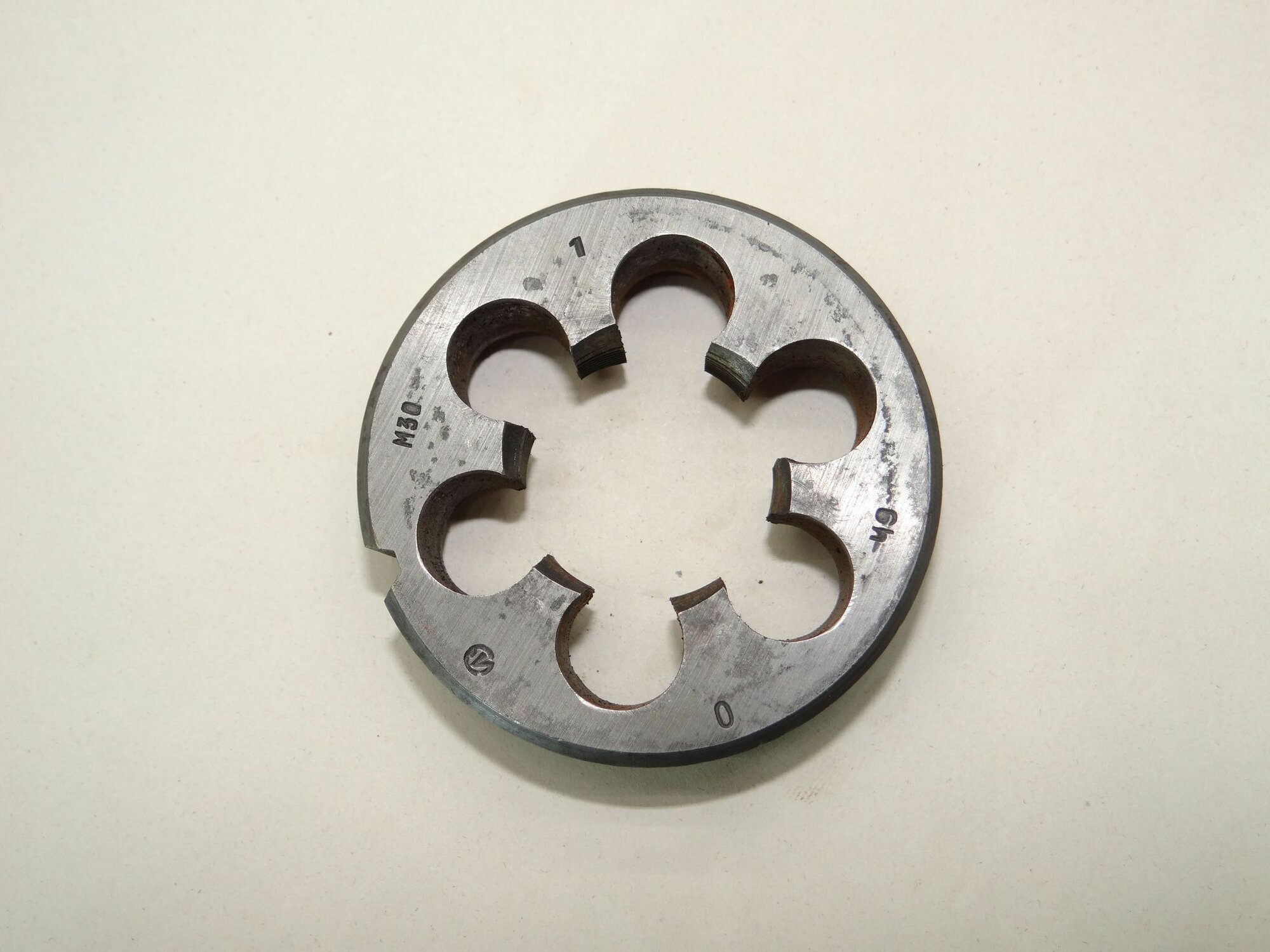 Плашка М30х1 6h d 65мм