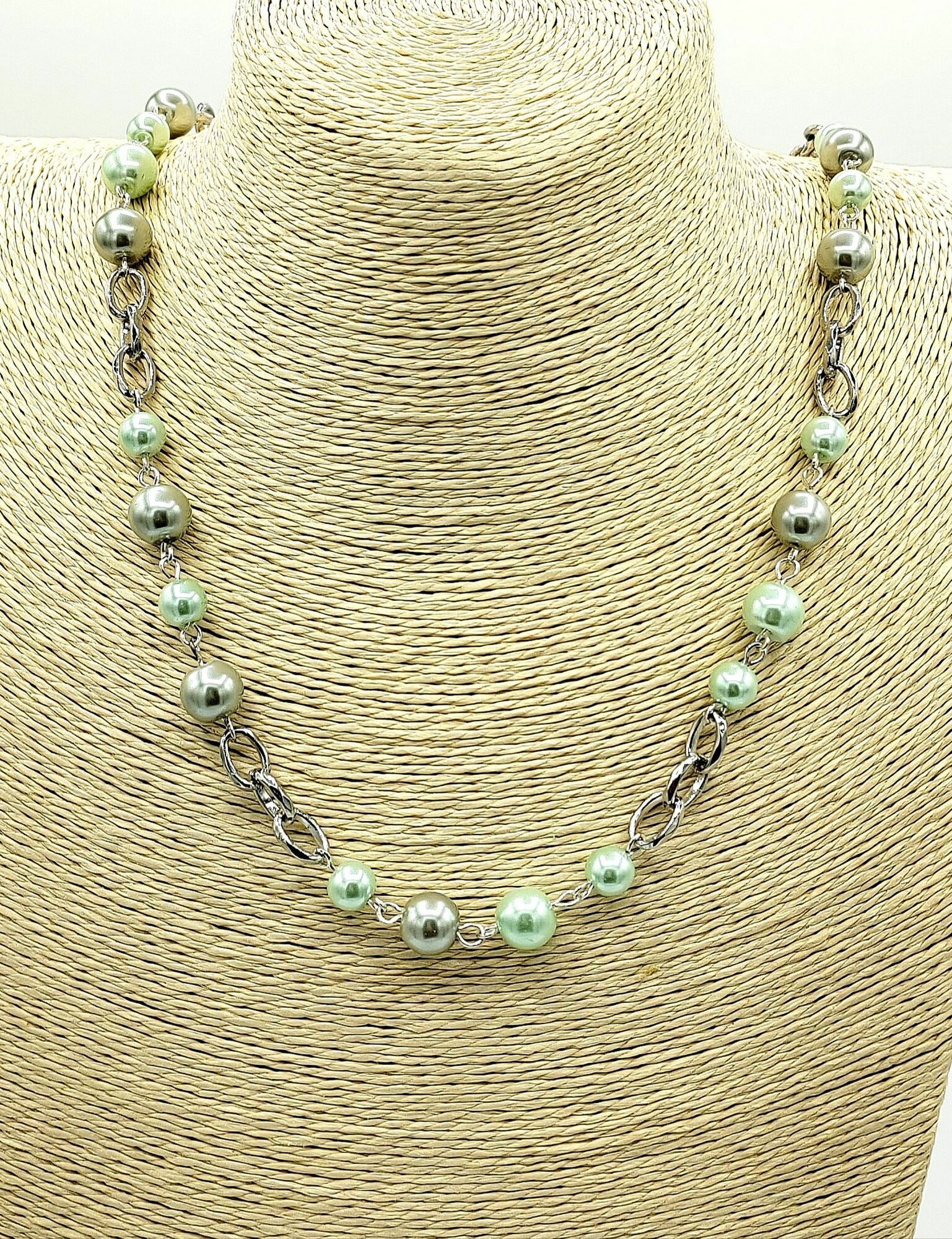 Колье, искусственный камень