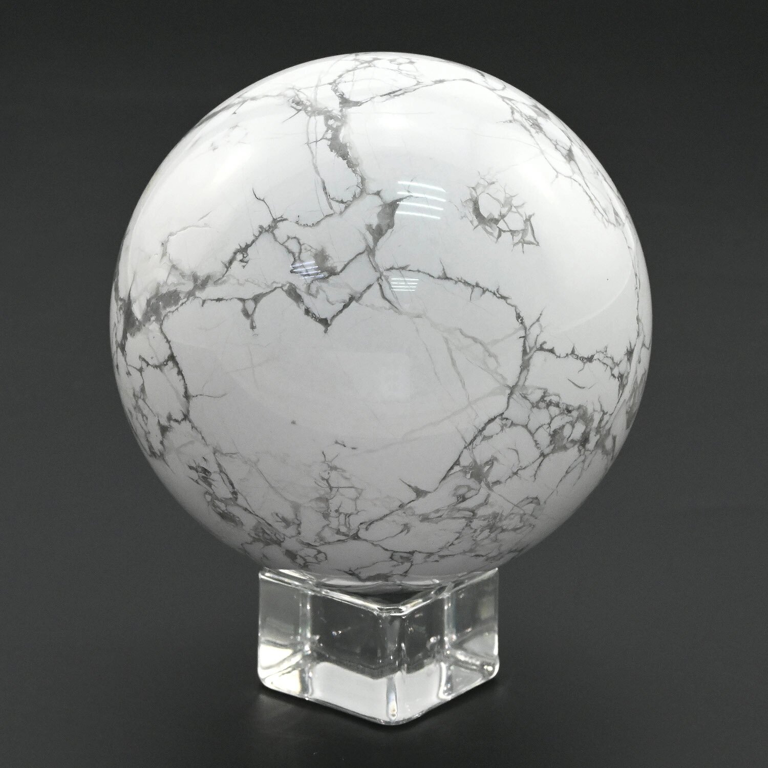 Шар из говлита диаметр 71мм .