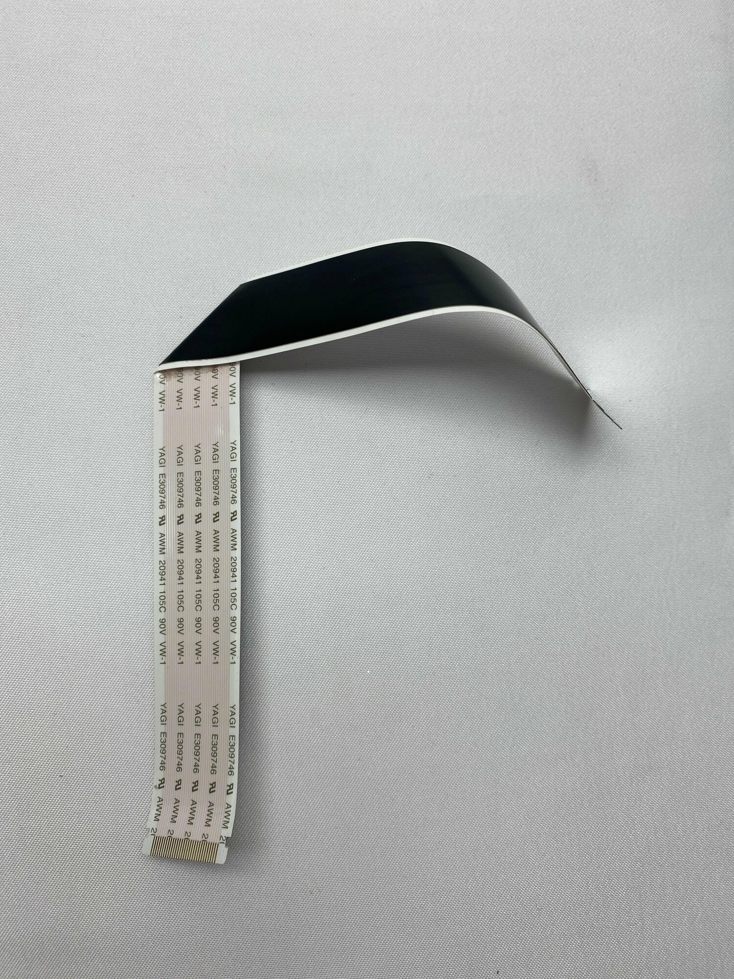 Шлейф T-Con - матрица комплект 1 шт, для телевизора Hyundai H-LED32BS5002