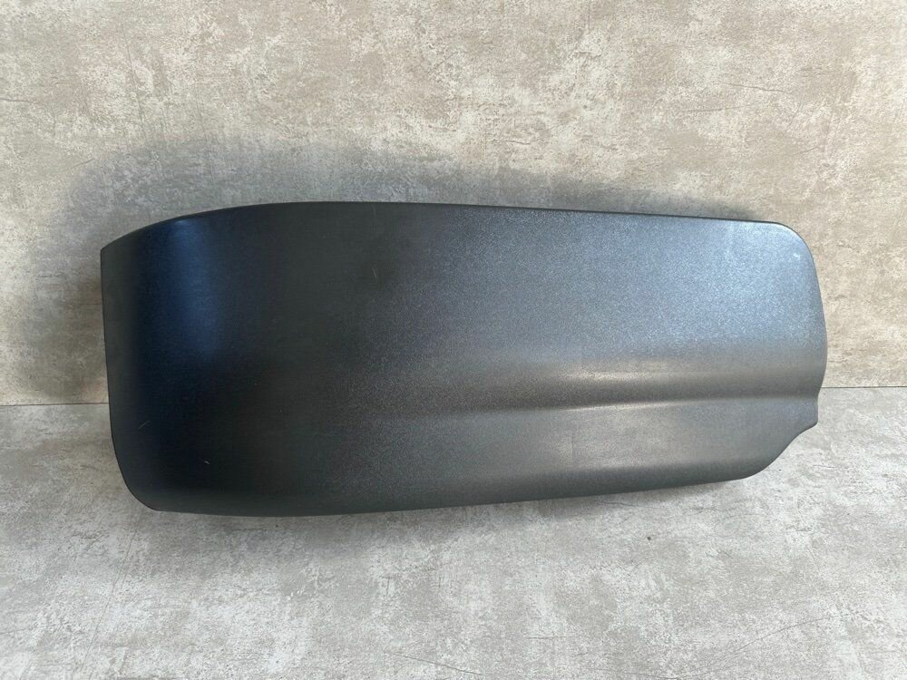 Накладка бампера правая для грузовиков MAN TGA L-LX узкая кабина (МАН)