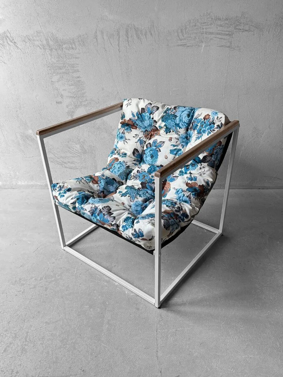 Кресло мягкое удобное для отдыха, уличное, на балкон, на веранду, в стиле лофт, минимализм, Лофтовик ++ цветы велюр