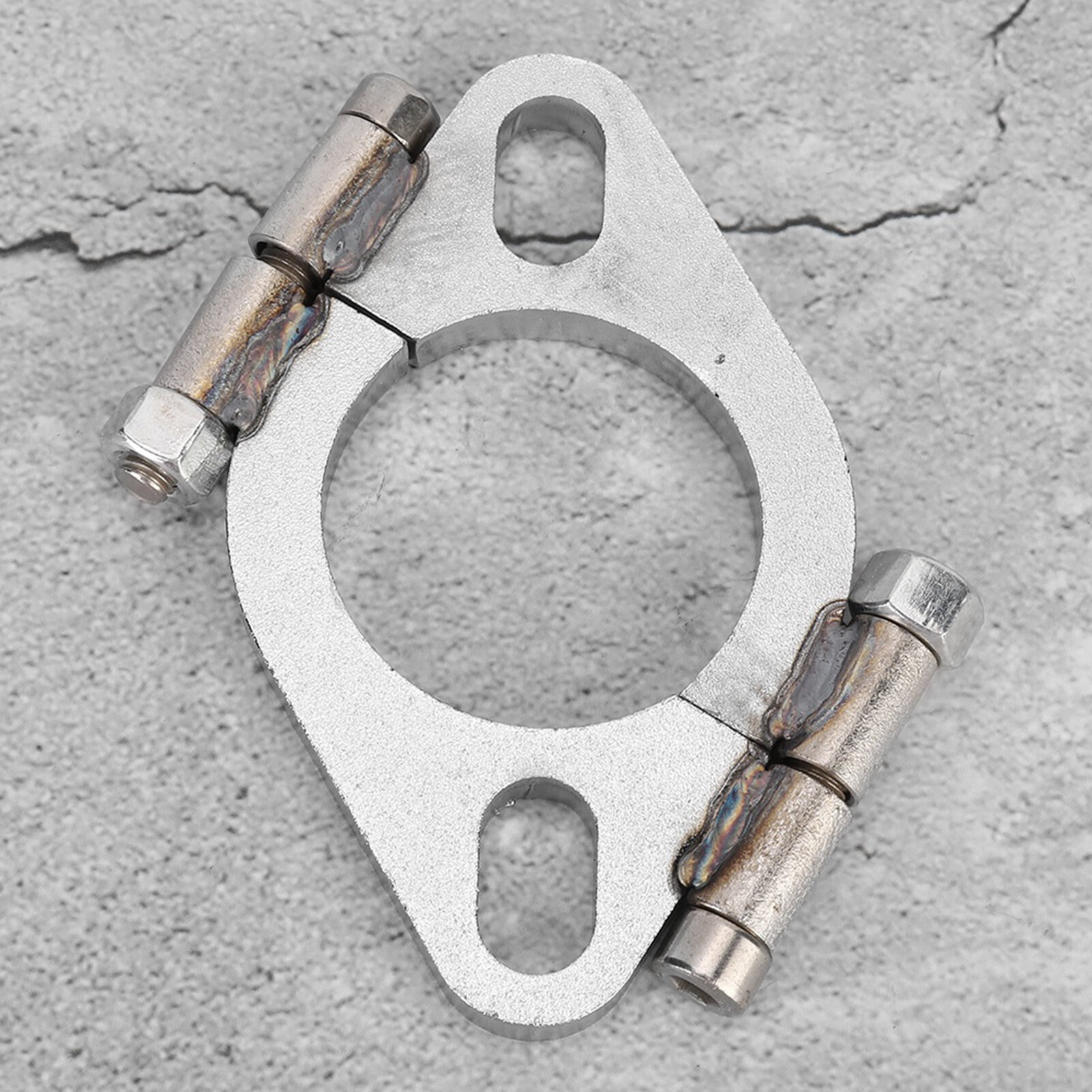 2-дюймовый плоский овальный разрезной репарируемый выхлопной фланец, замена аксессуара, материал низкокарбонная сталь, центр отверстие 2 дюйма, 2 овальных болтовых отверстия, размер 86x51мм/3.4x2 дюйма, 1 шт.