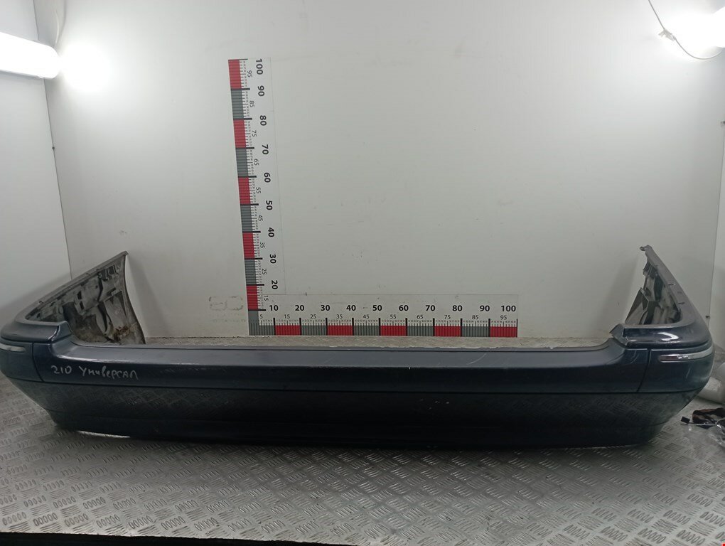Бампер задний Mercedes E-Class (W210) A2108852225 арт. 2259513