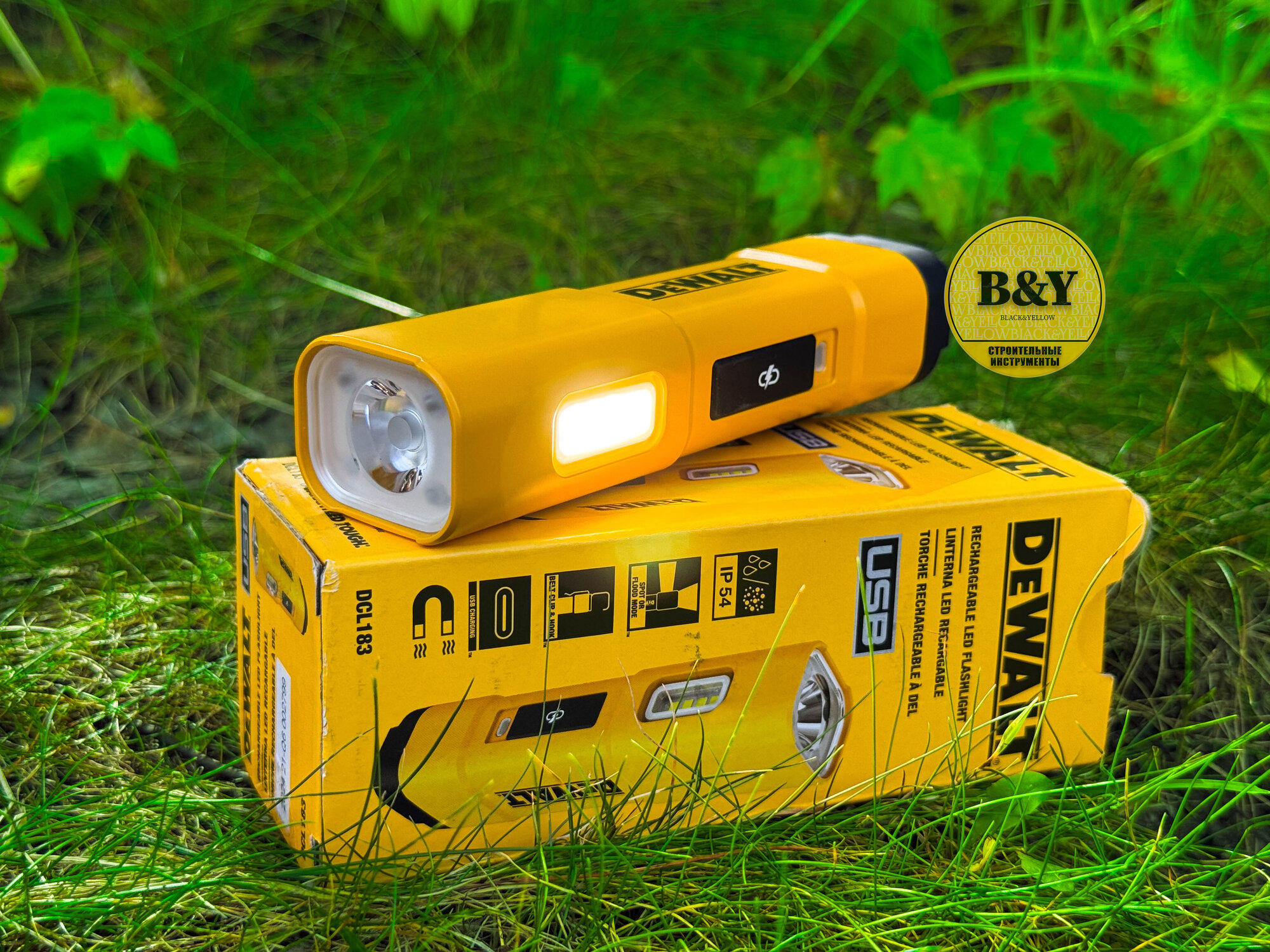Светодиодный фонарь DEWALT DCL183 , заряжаемый через USB, 1000 люмен