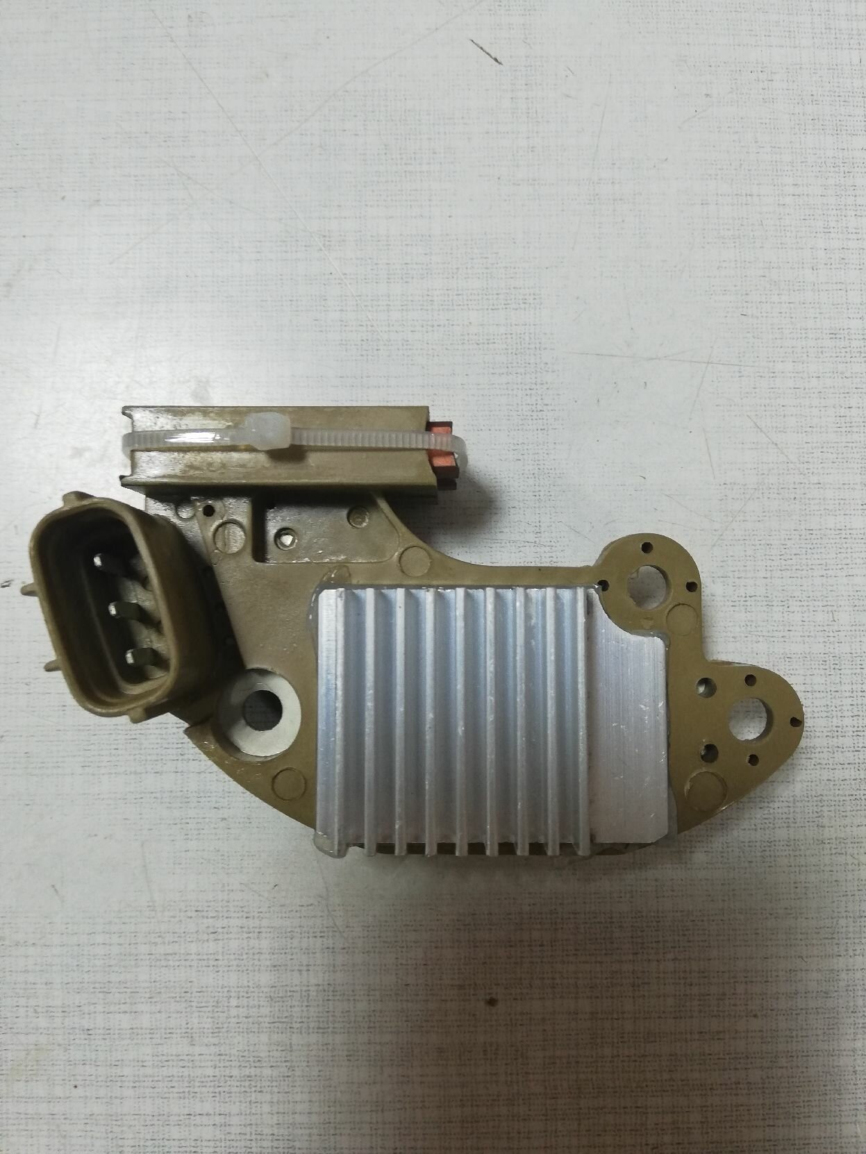 Реле генератора STELLOX Geely MK [1.5 16V 5MT седан]