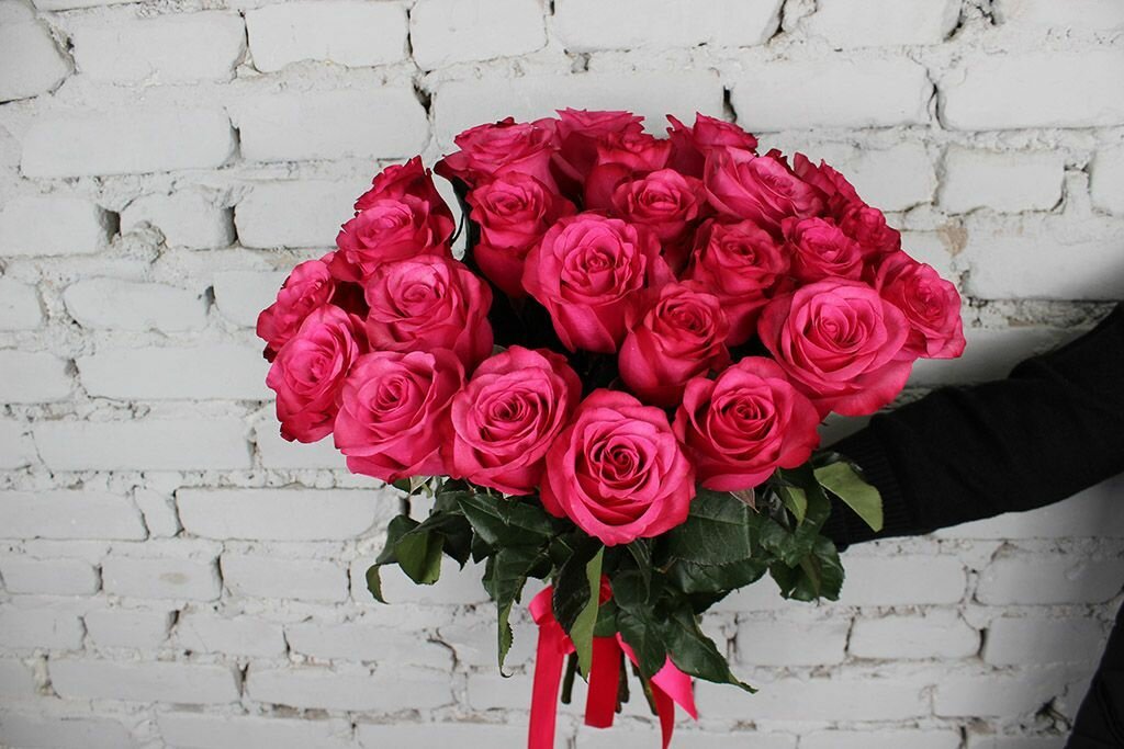 Букет 25 роз Лола Эквадор