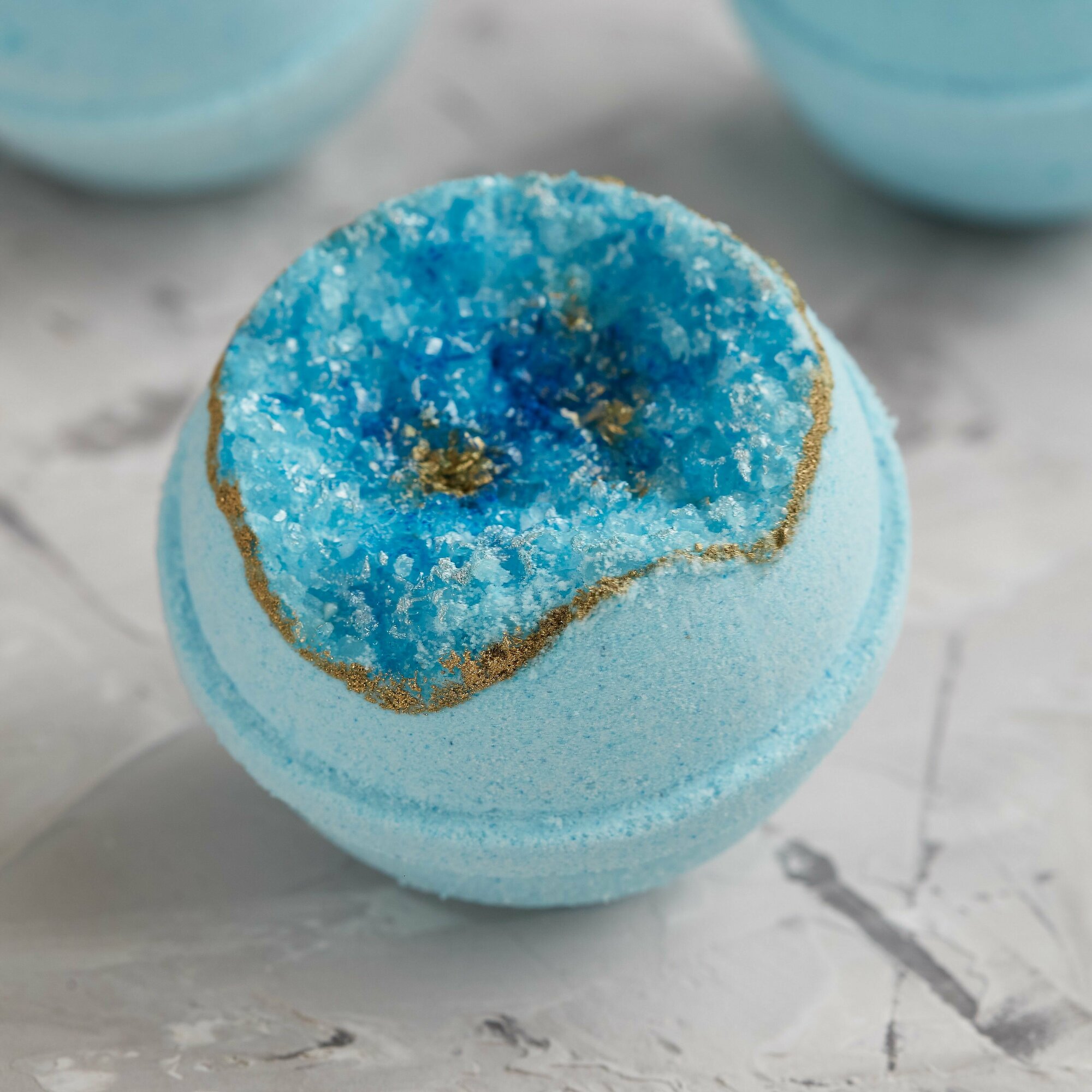 Большая бомбочка для ванны CORALAB Stone Collection 7 см 200 грамм