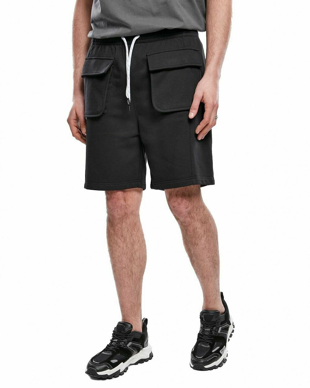 Шорты спортивные