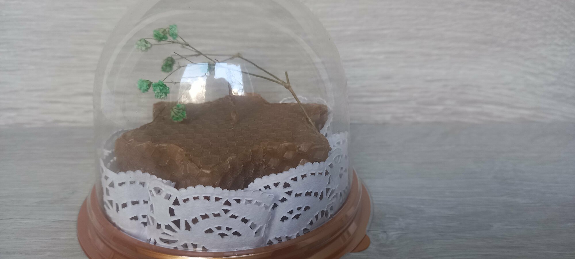 Свеча "Молоко и мед", вощина, натуральный пчелиный воск, фигурная, в стакане — фото 1