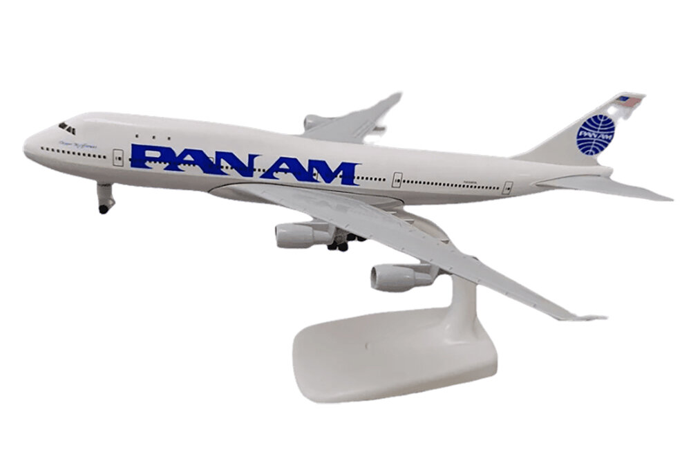 Модель коллекционная PAUDI Boeing 747 panam / модель самолета боинг 747 панам на шасси (длина 20 см)