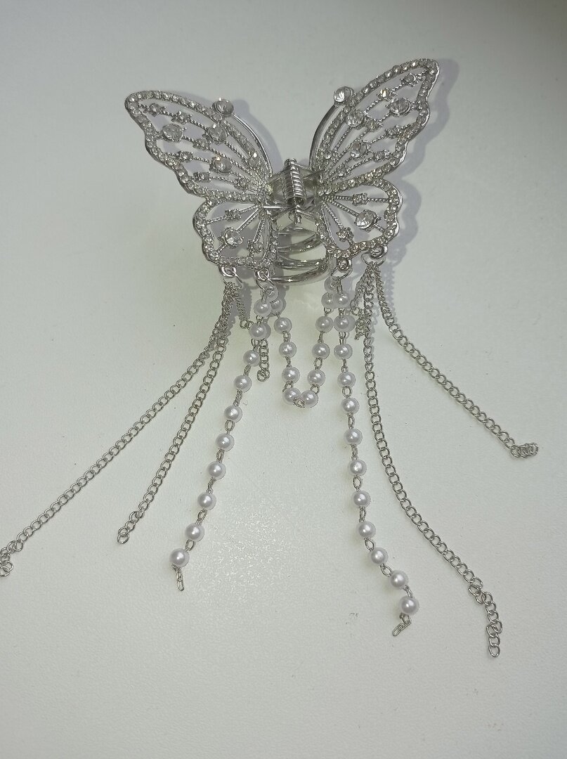 Заколка краб "Бабочка" со стразами и цепочками