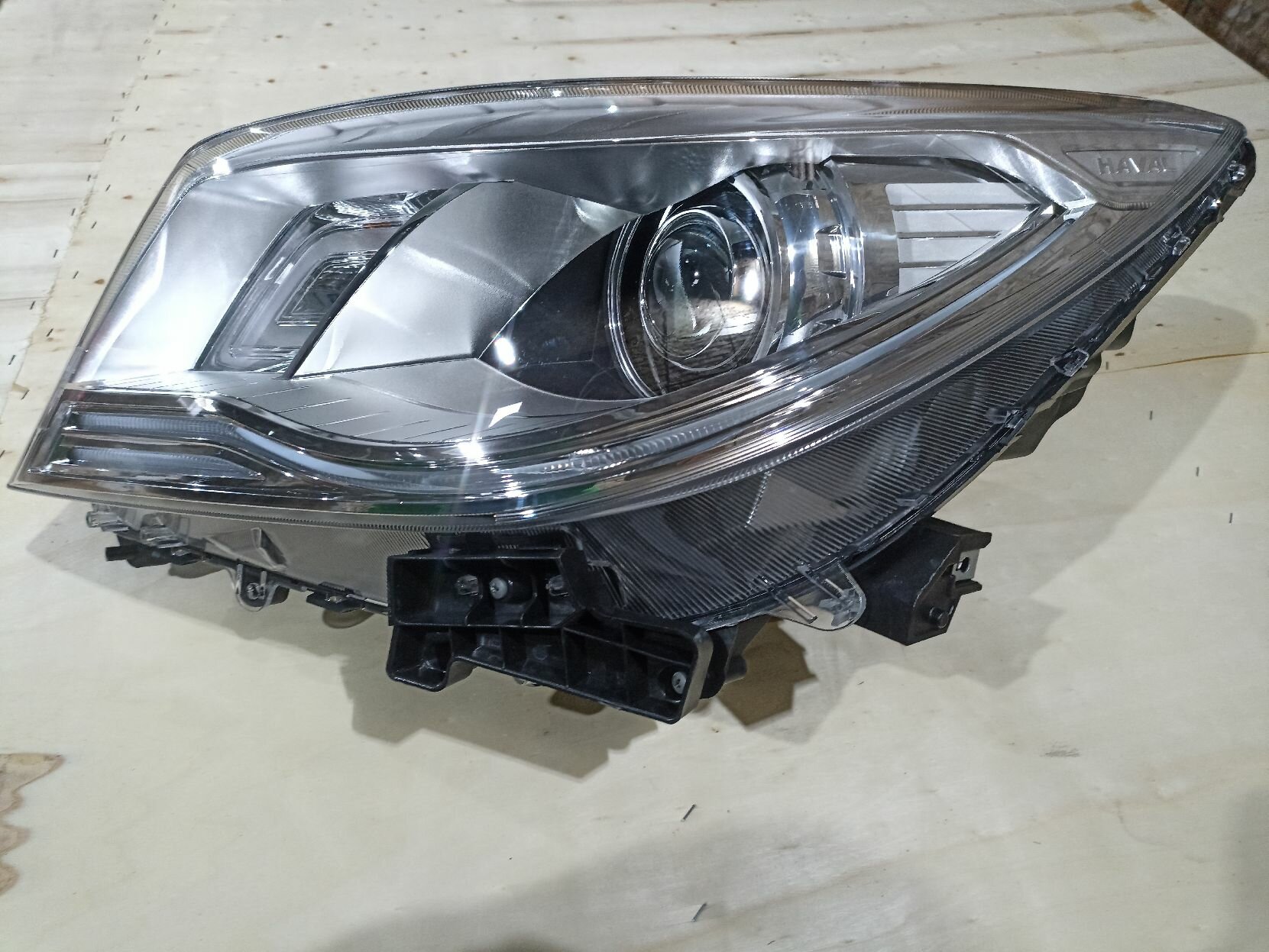Фара передняя левая Haval H9 (2015-2017) [2.0 16V 8AT внедорожник 4X4 бензин] 4121300XKV08A