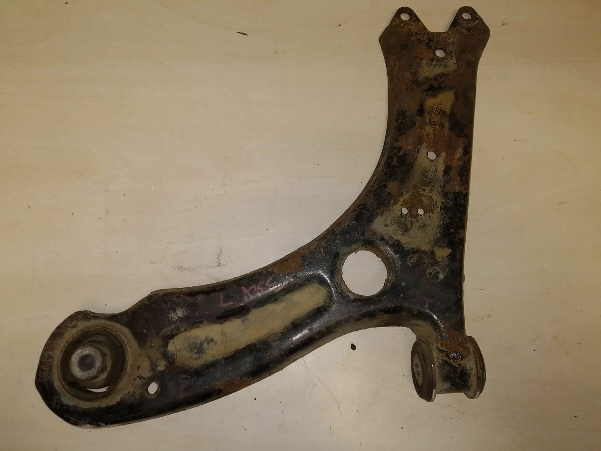 Рычаг передний левый Volkswagen Jetta 6 5C0407151B 5C0407151B